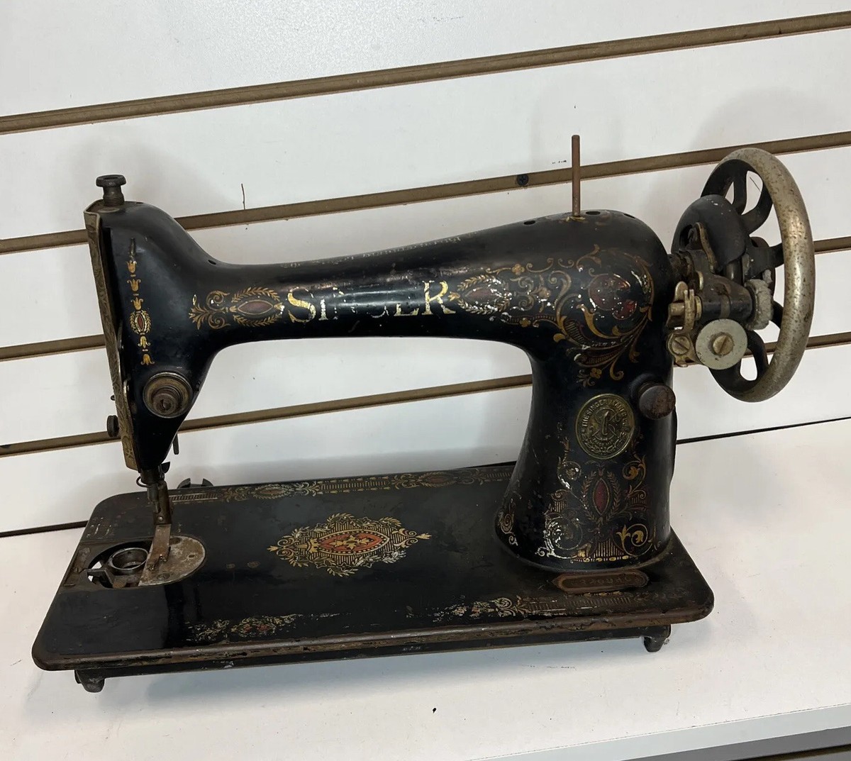 Vintage Singer Sewing Machine Cake Free Vintage Sewing Machine Image
