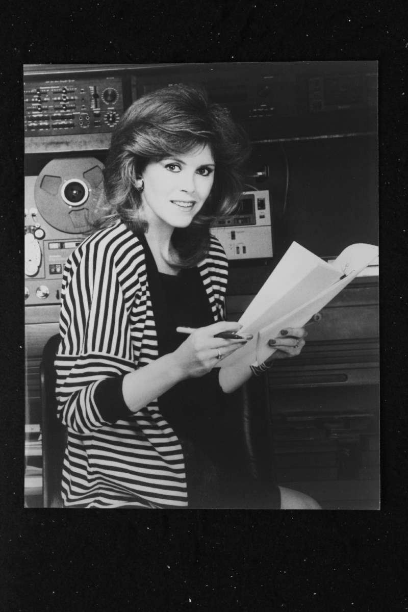 Heather Lowe - Signed Autograph and Headshot Photo set - Planet of the ...