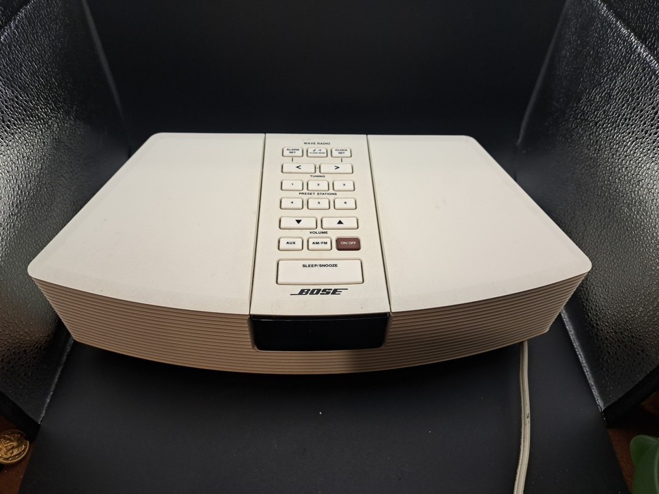 Bose Wave Radio Cream Alarm Clock AWR1-1W No Remote Tested Working ...