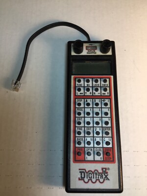 DigiTrax-DT 402 D-Duplex equipped throttle -tested -no battery cover ...