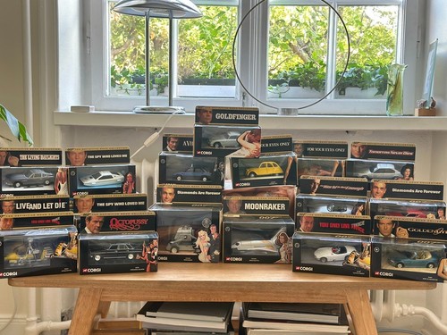 The Complete Definitive Bond Collection | eBay