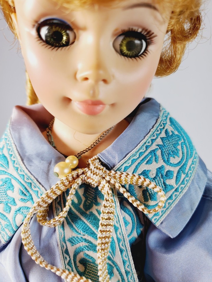 VTG NEW MADAME ALEXANDER 21" PORTRAIT DOLL CORNELIA #2212 /BOX /TAG | eBay