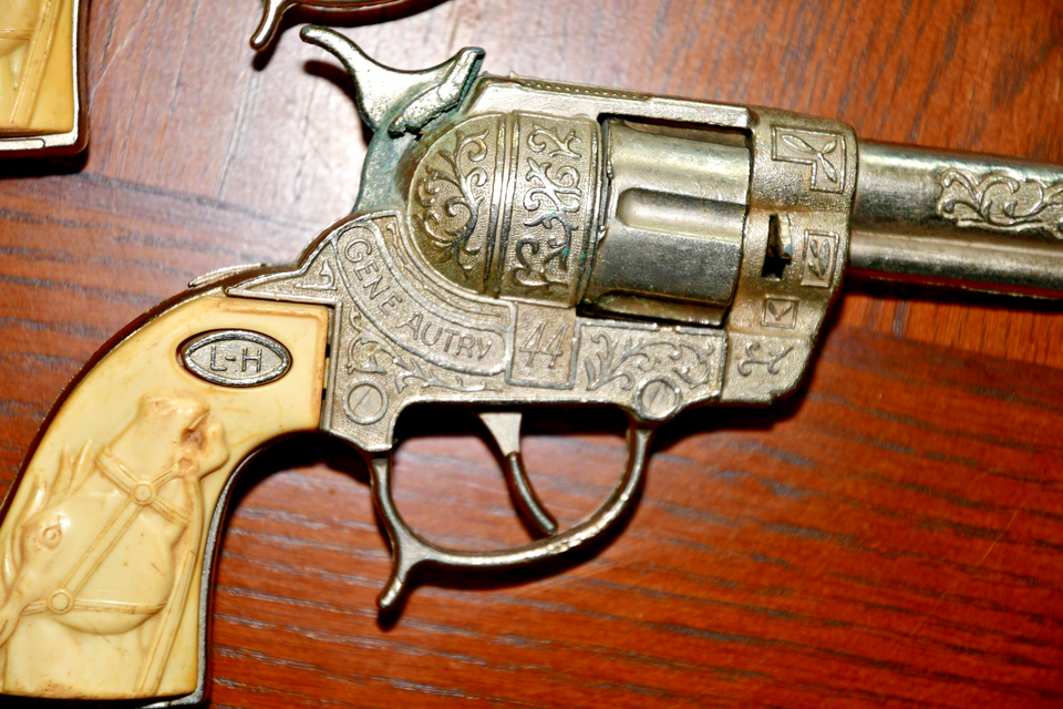 Rare Vintage Leslie-Henry Gene Autry 44 Western Cap Guns working Leslie ...