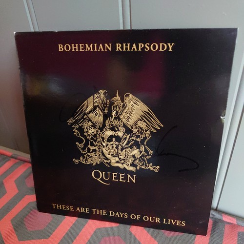 Queen SIGNED Bohemian Rhapsody Vinyl Genuine Autographs Brain May Roger ...