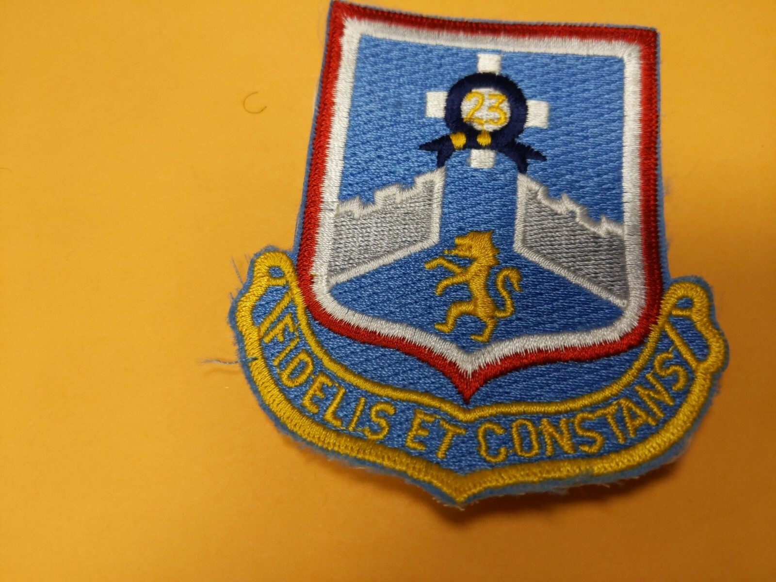 Army 106th Regiment Unit Crest "Fidelis Et Constans" | eBay