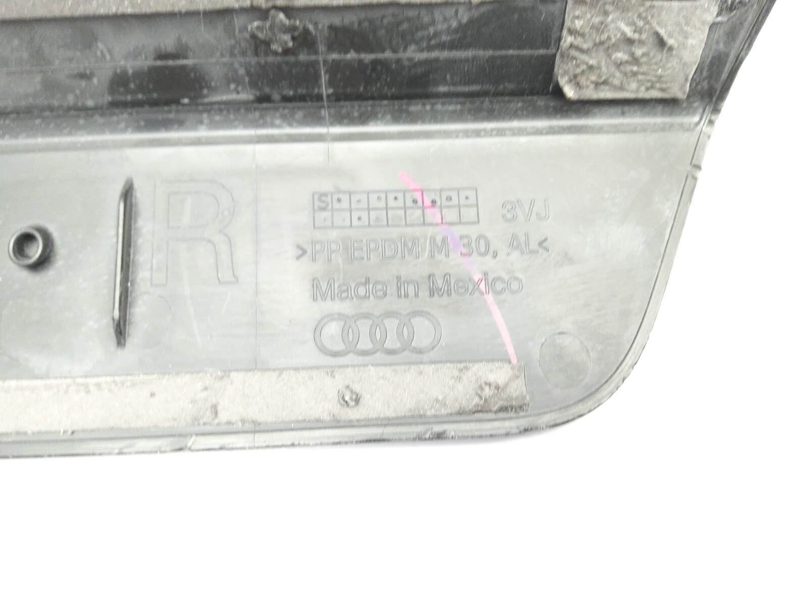 2018-2020 Audi Q5 SQ5 front sill plate right trim OEM 80A-853-374-A-9B9 ...