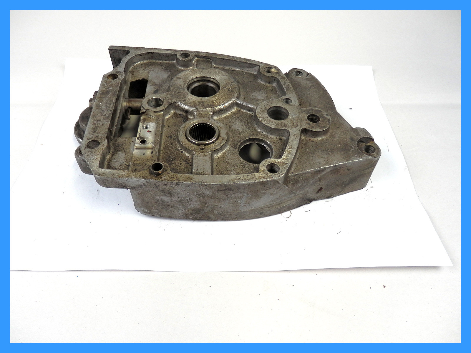 TRIUMPH 4 SPEED GEARBOX INNER CASE | eBay