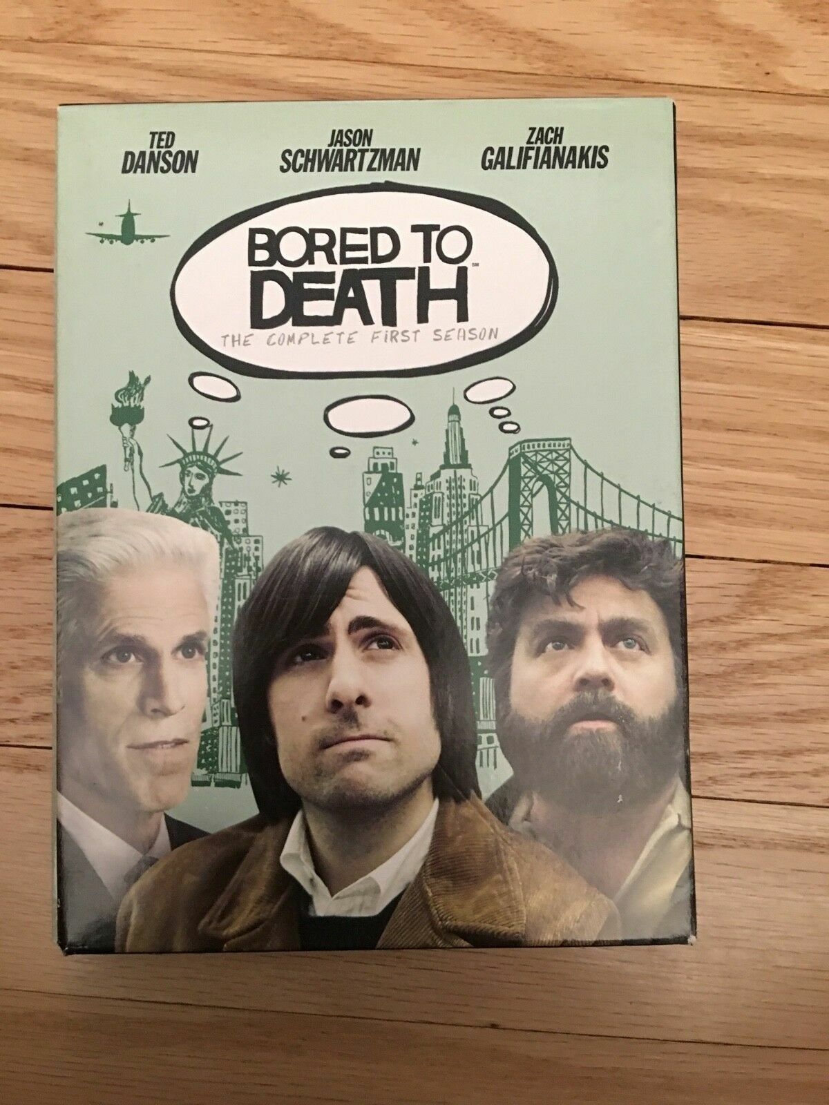 BORED TO DEATH - BOX SET - COMPLETE FIRST (1) SEASON - USED - FREE S/H ...