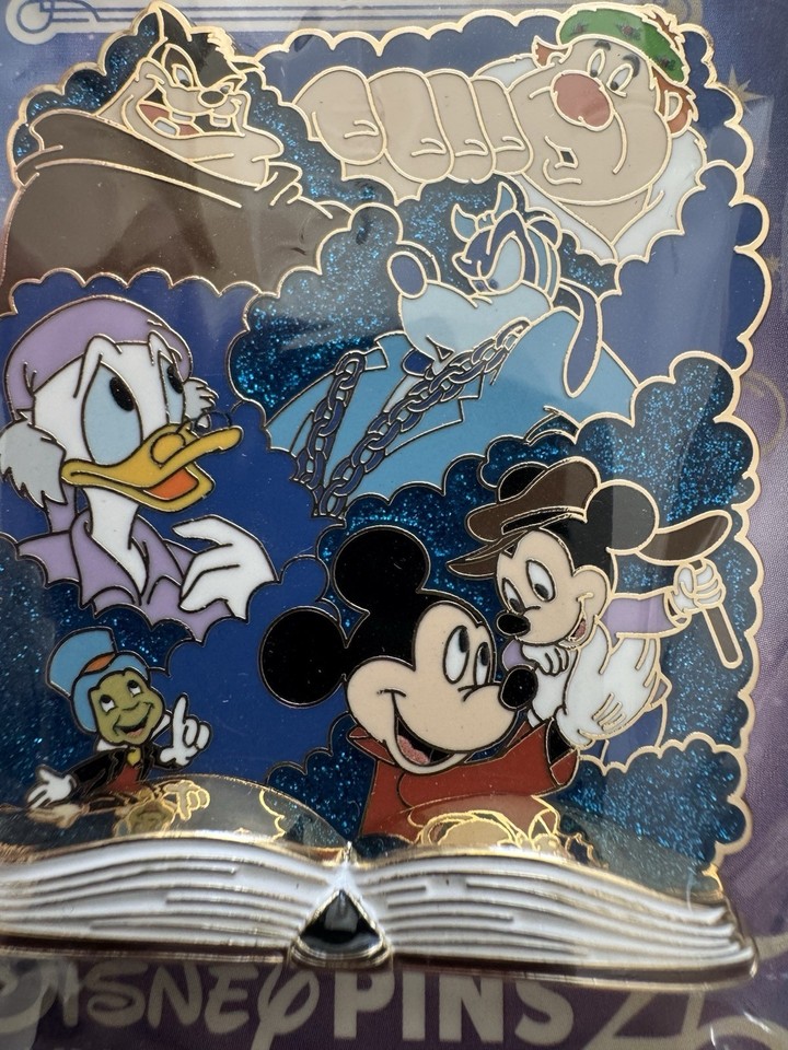 Disney Fairytale Moments A Christmas Carol Chaser Pin LE 2100 In Hand ...