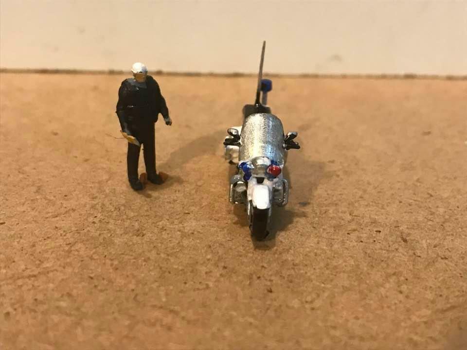 1/64 Scale Police Motorcycle w Figure (painted) | eBay