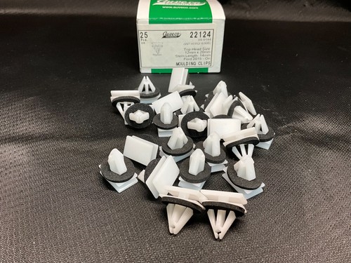 Auveco 22124 Moulding Clip With Sealer, for Ford W716352-S300 (Qty: 25 ...