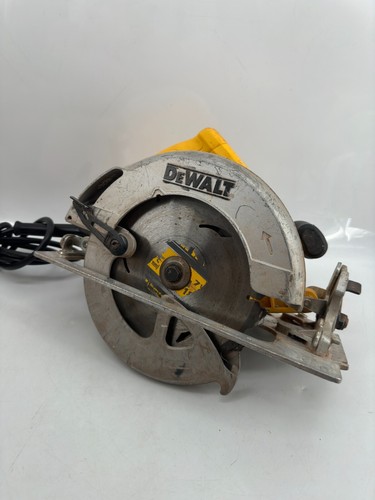 DeWalt DWE575 15 Amp Corded 7-1/4" Circular Saw - Tool Only ...