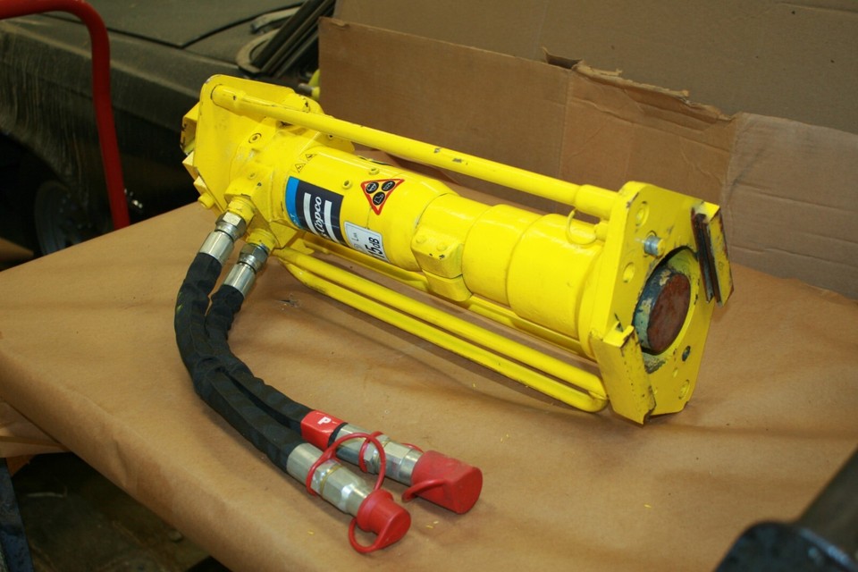 Atlas Copco LPD-T HBP Hydraulic Post Driver | eBay