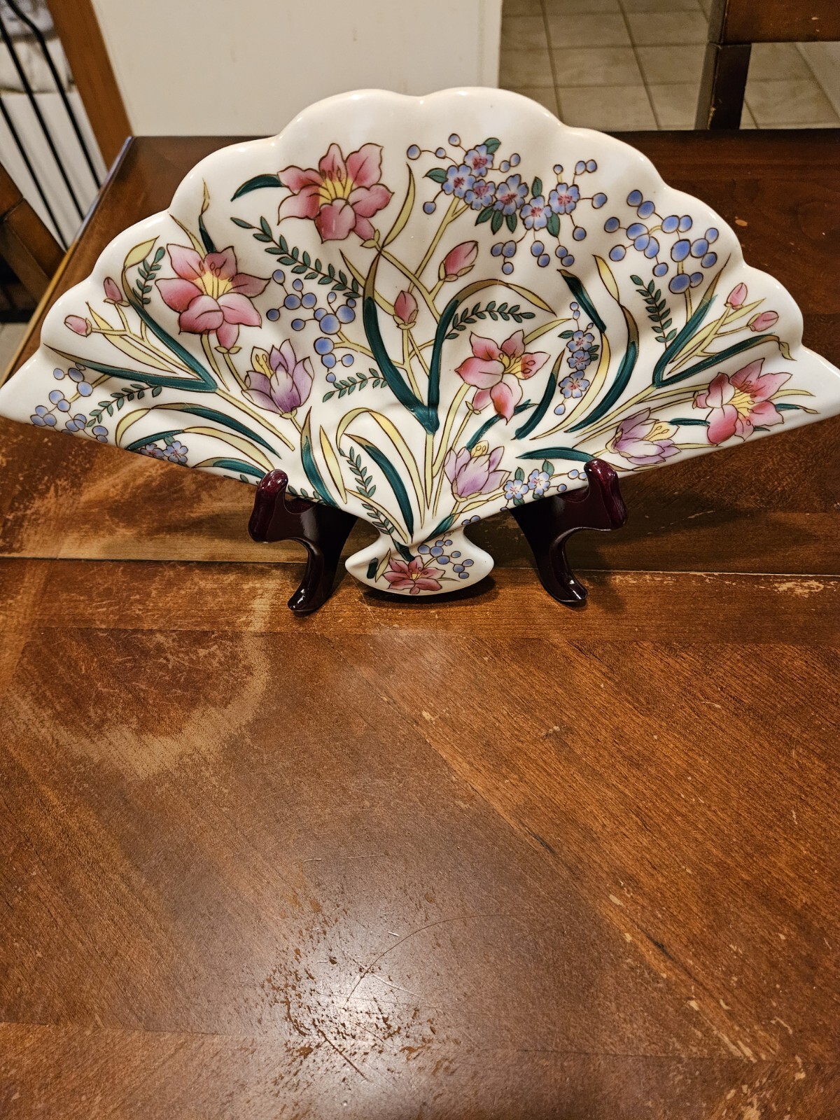 fan serving plate with stand for display | eBay
