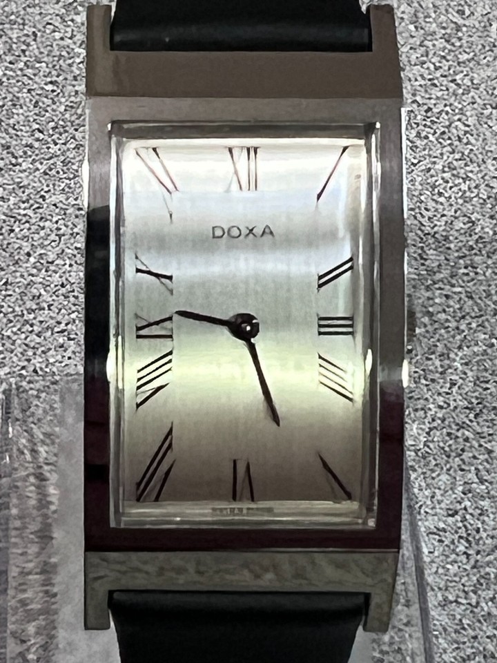 DOXA Curved Tank Watch Vintage 1965; Original band & buckle, running | eBay