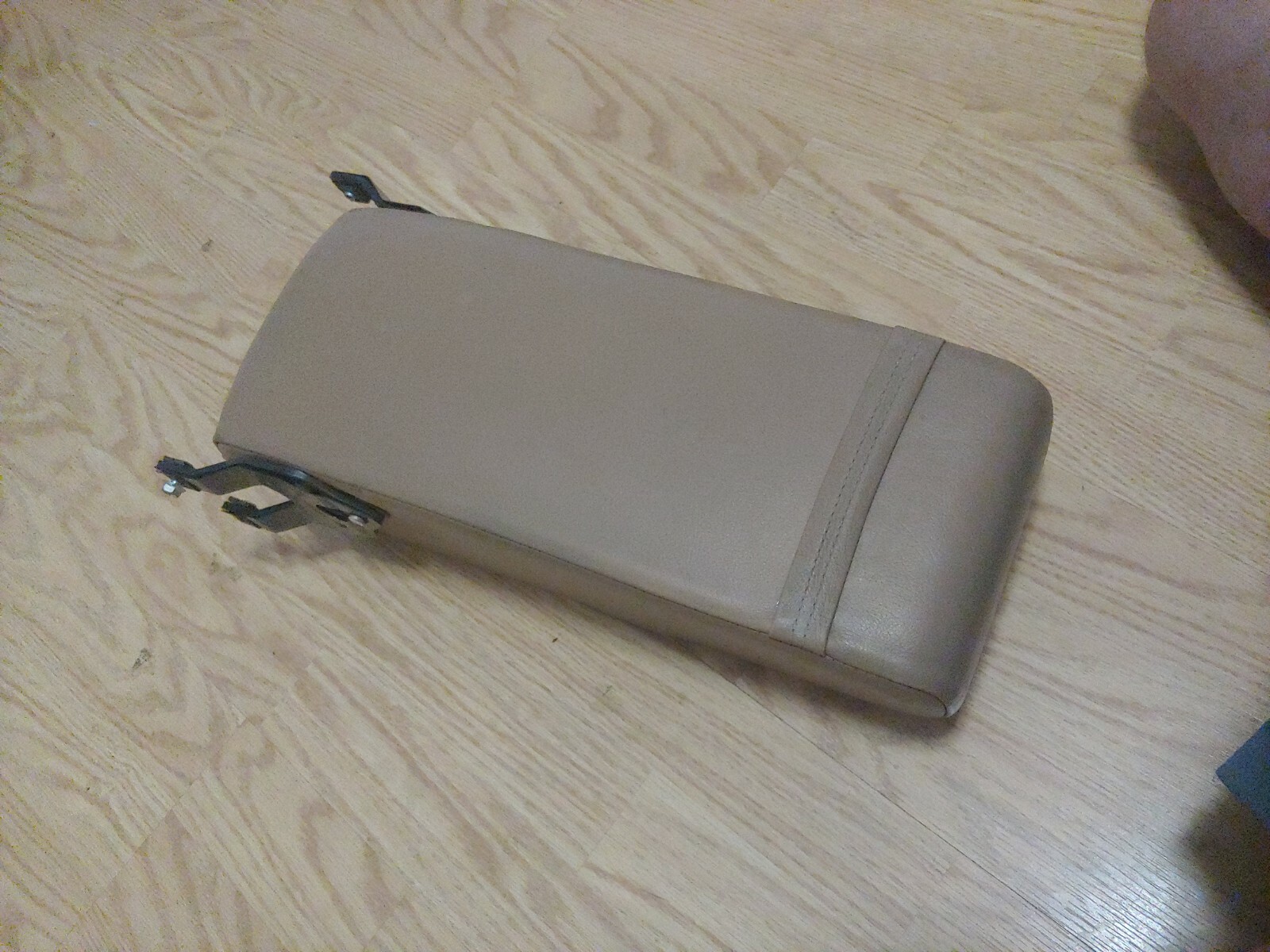 Mercedes W126 C126 SEC REAR center Armrest PALOMINO | eBay