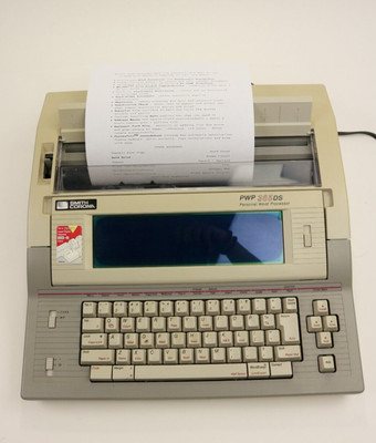 Typewriters & Word Processors - Smith Corona Personal Word Processor