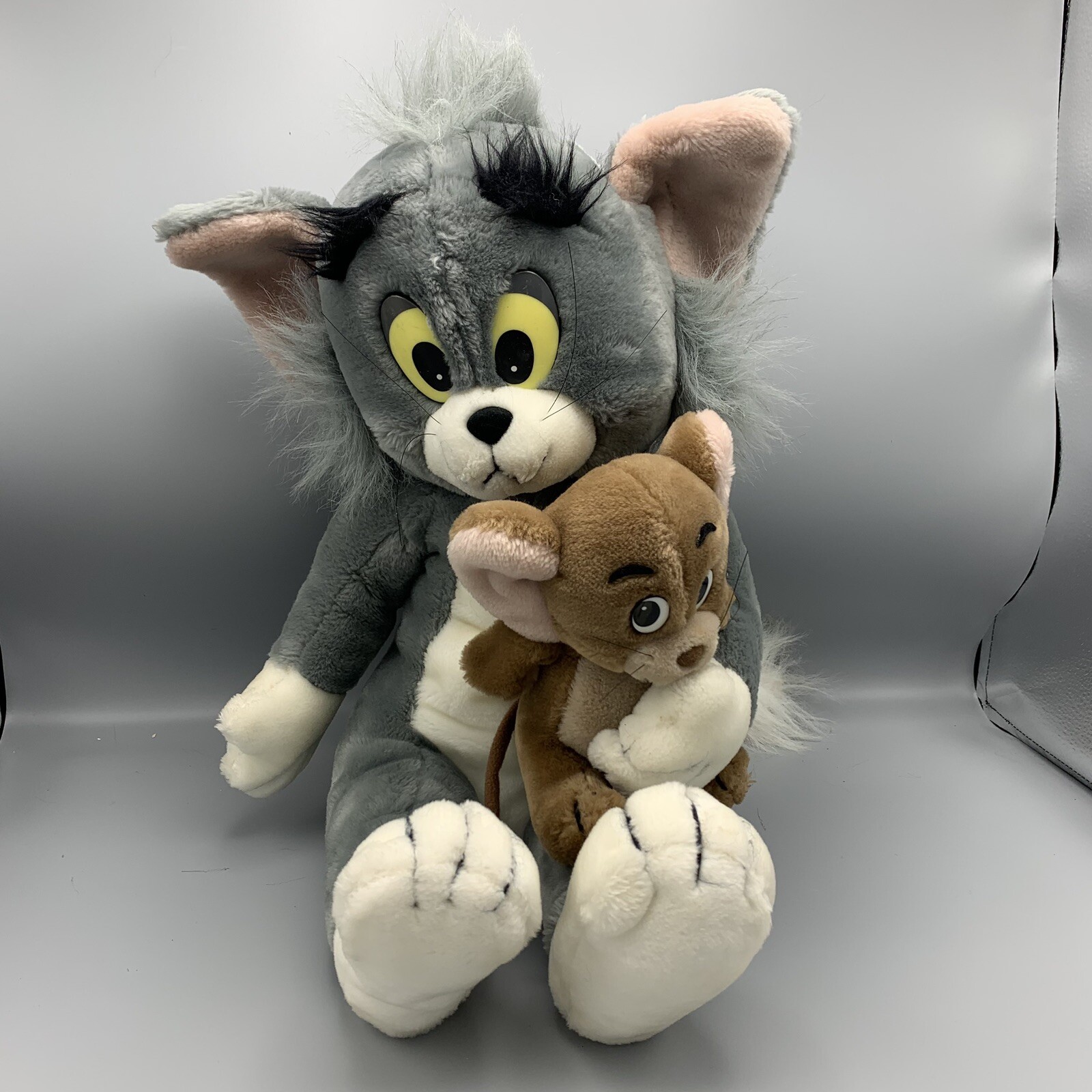Vtg Tom and Jerry Plush Stuffed Animals Cat Mouse Presents 1985 MGM UA ...