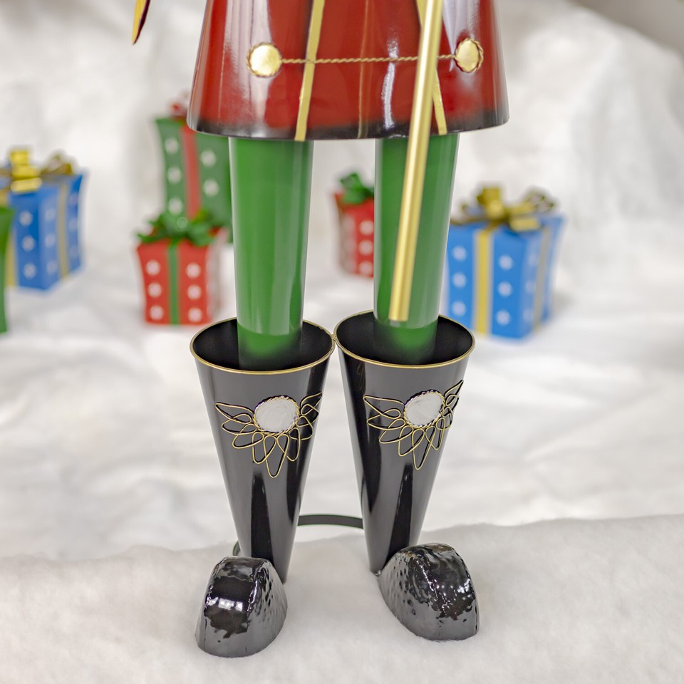 5ft. Tall Metal Christmas Holiday Nutcrackers Soldiers | eBay