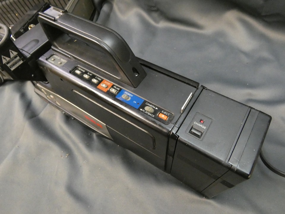 Vintage RCA CPR250 Handheld VHS Camcorder Bundle | eBay