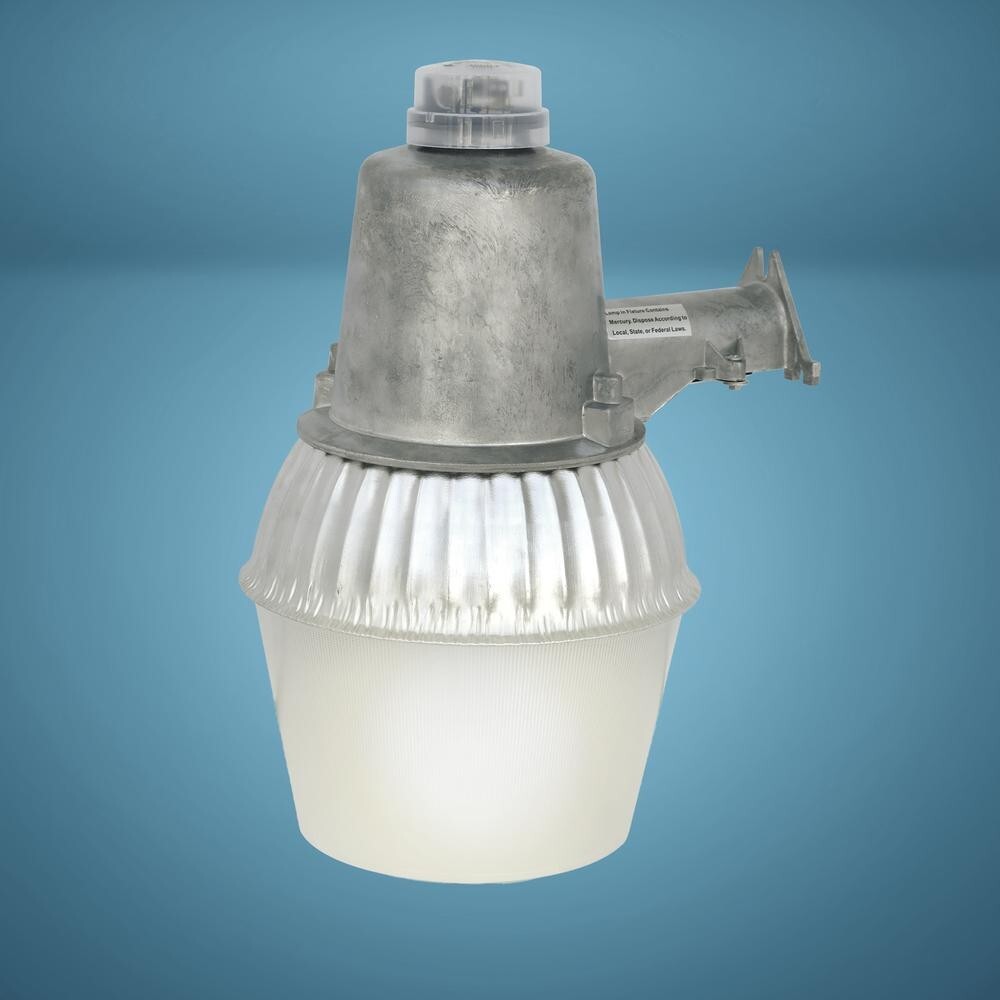 Exterior Metal Halide Security Light Hubbell Lighting DDS 100P 1 Light