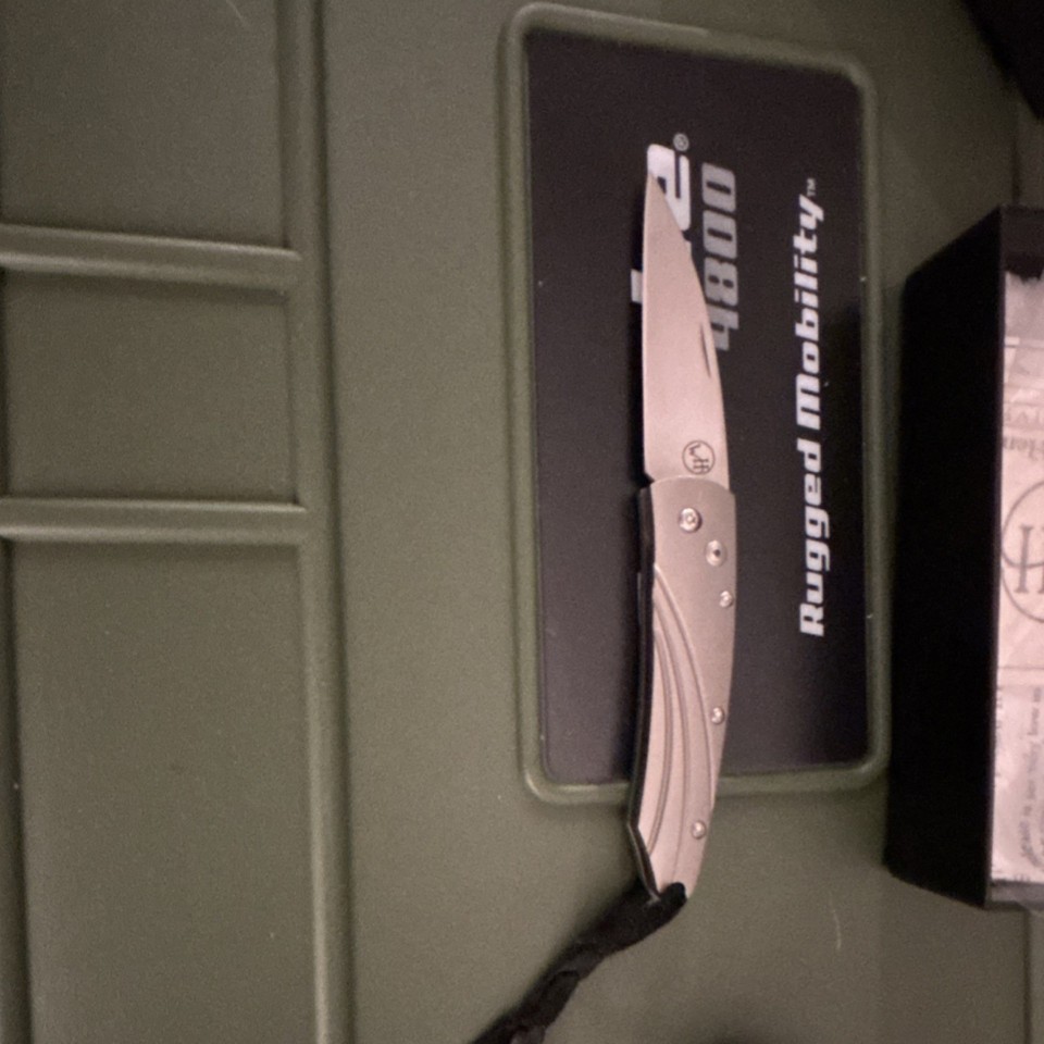 William Henry Spryte Folder B3-FT Metal Handle Drop Point Pocketknife ...