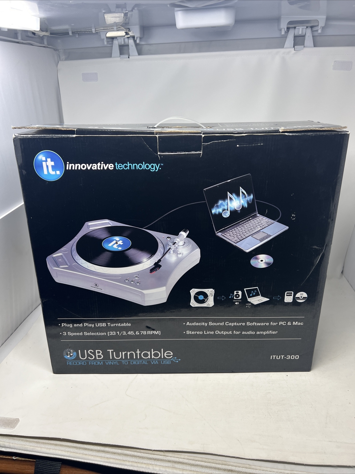 IT Innovative Technology Model ITUT-300 USB Turntable w/ Original Box ...