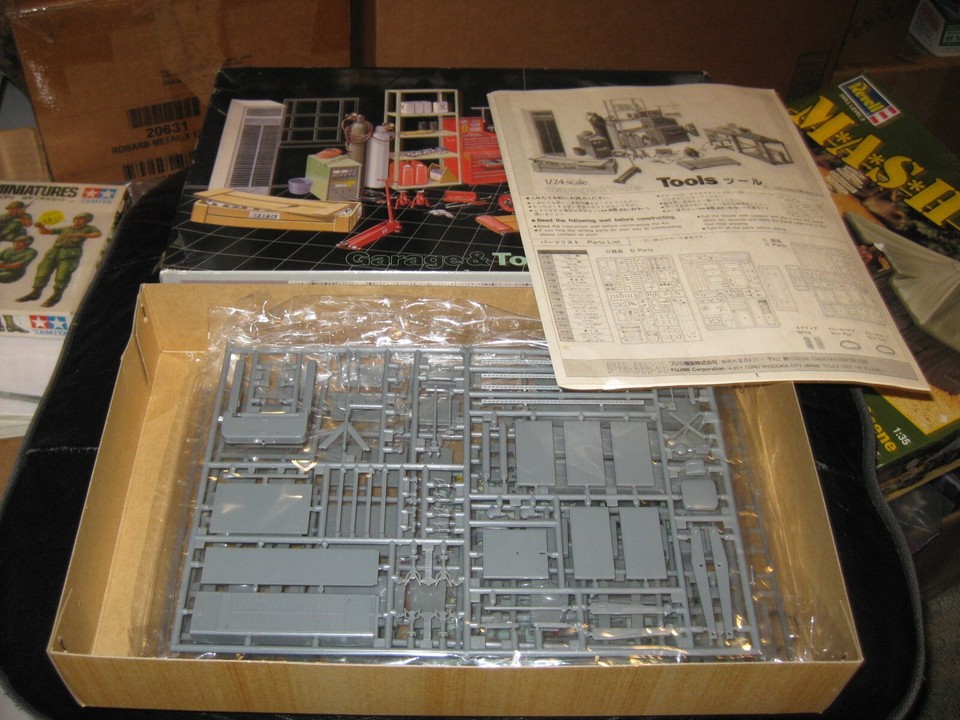 Garage & Tools Tools & Garage kits Diorama sets by Fujimi in 1/24 scale ...