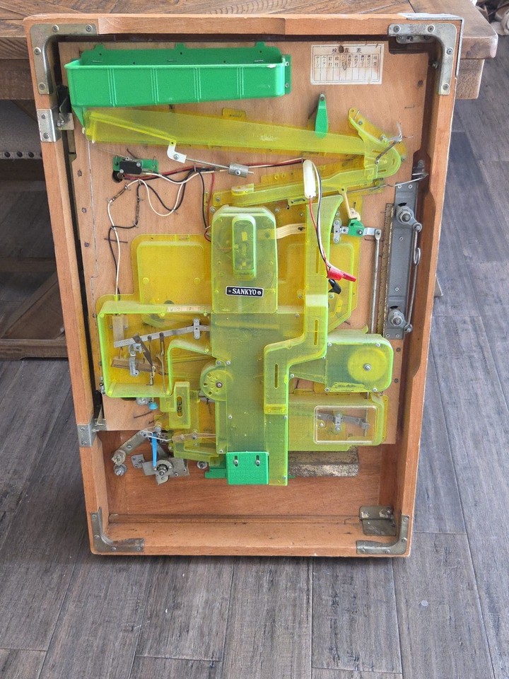 Vintage Sankyo Pachinko Antique Japanese Game Machine-Sold As Is/Not ...