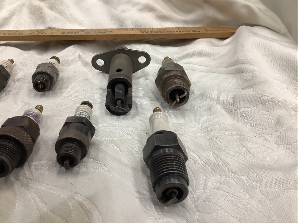 Old Antique Spark Plug Collection Lot Of 15 All Different Vintage Ford ...