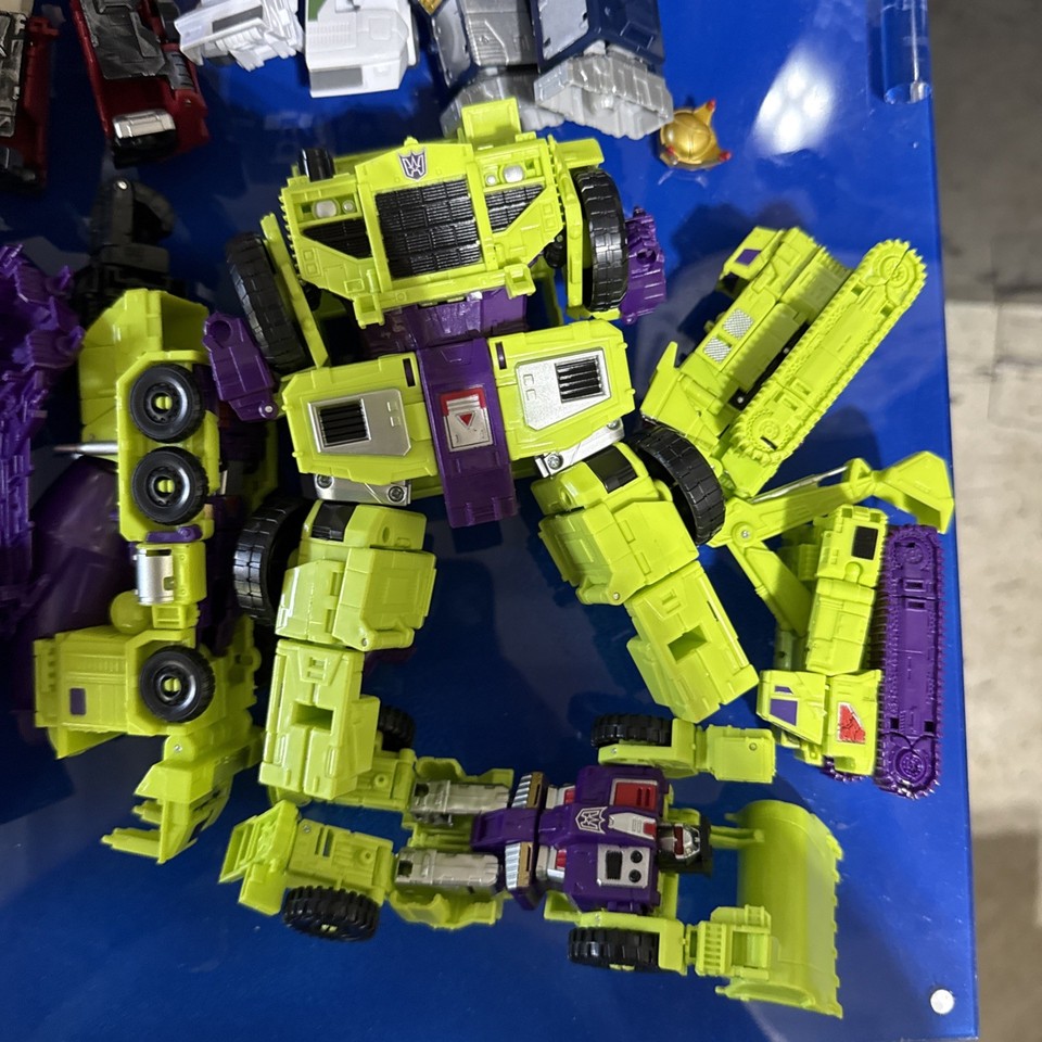 Huge Transformers Lot Generations Legacy Evolution WFC Plus KO ...