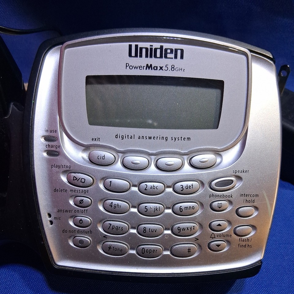 Uniden Powermax Cordless 5.8ghz phone w/ Digital Answering Tru8885-2 3 ...