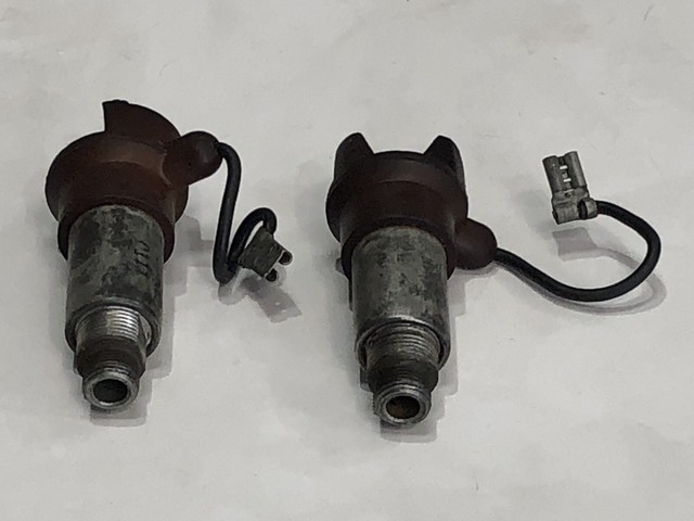 2 Ea. Bendix (Aero-Accessories) P/N 10-382807 (AB-382807) Capacitors ...