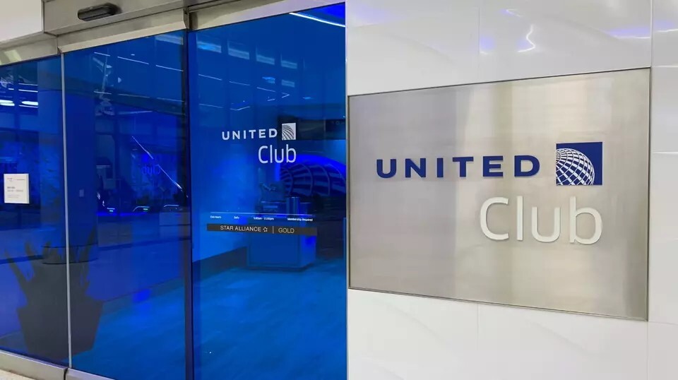 United Airlines Club Lounge One-Time Pass Exp 3/10/2026 Instant Email ...