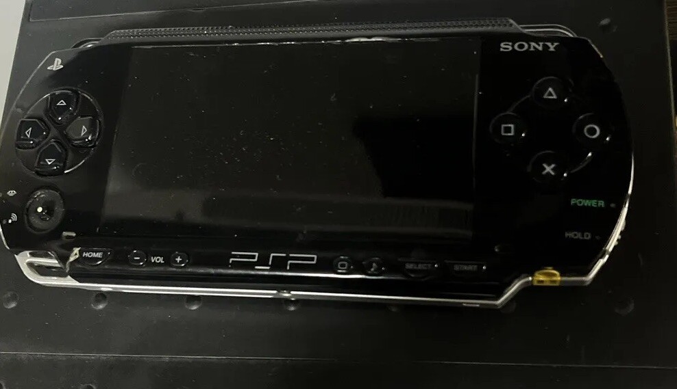Sony PlayStation Portable PSP-1001 Game Console, Game, Movie, Case Read ...