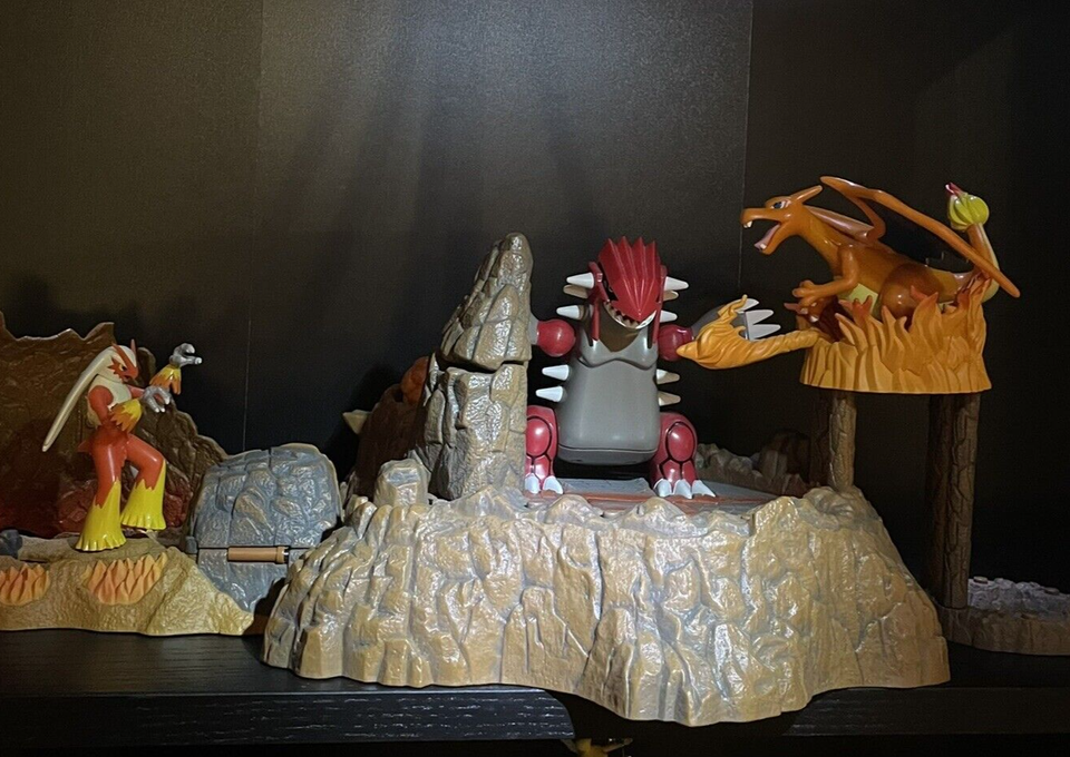 ULTRA RARE | Pokemon Figure Bandai Euro Exc Groudon DX Volcano Set ...