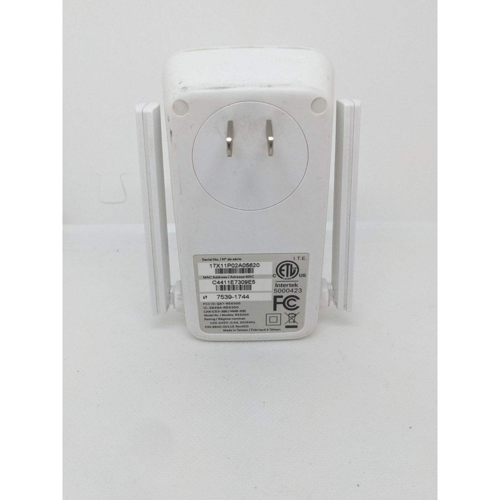 Linksys RE6300 AC750 Boost Dual-Band Wi-Fi Gigabit Range Extender ...