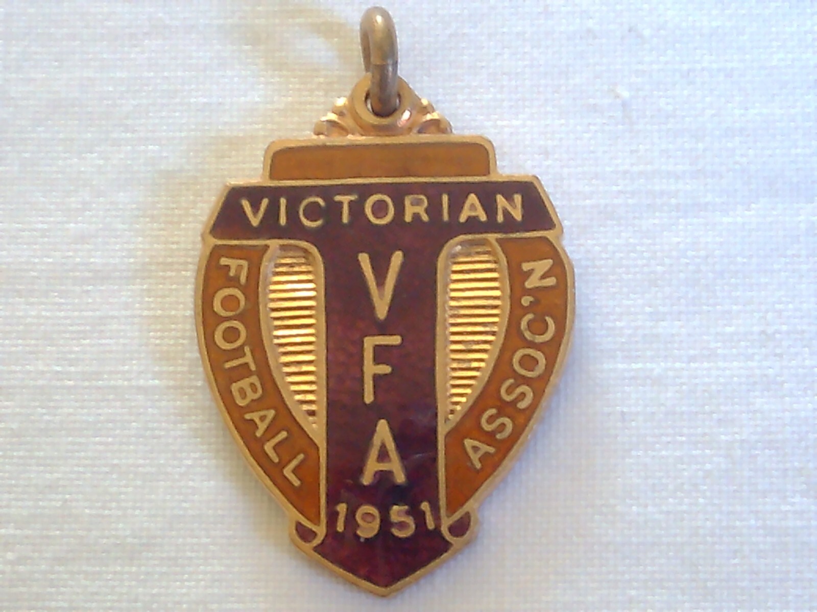 AFL-VFA Football Scarce 1951 Vintage Football Association Members Badge ...