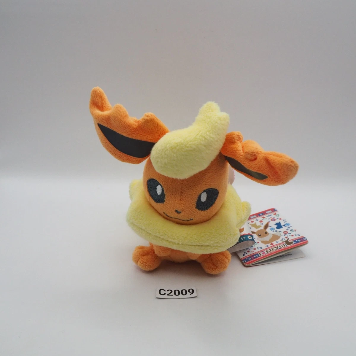 Eevee And Flareon Love