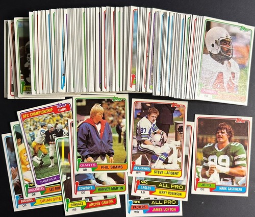 1981 Topps Football Lot of 142 Different, w/ HOFs, Gastineau RC, Simms ...