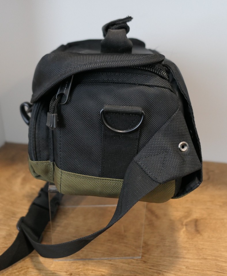 Canon 100EG Camera Gadget Bag Extra Padded Shoulder Strap Nice | eBay