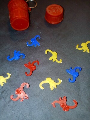 Vintage 1998 Barrel of Monkeys Keychain | eBay