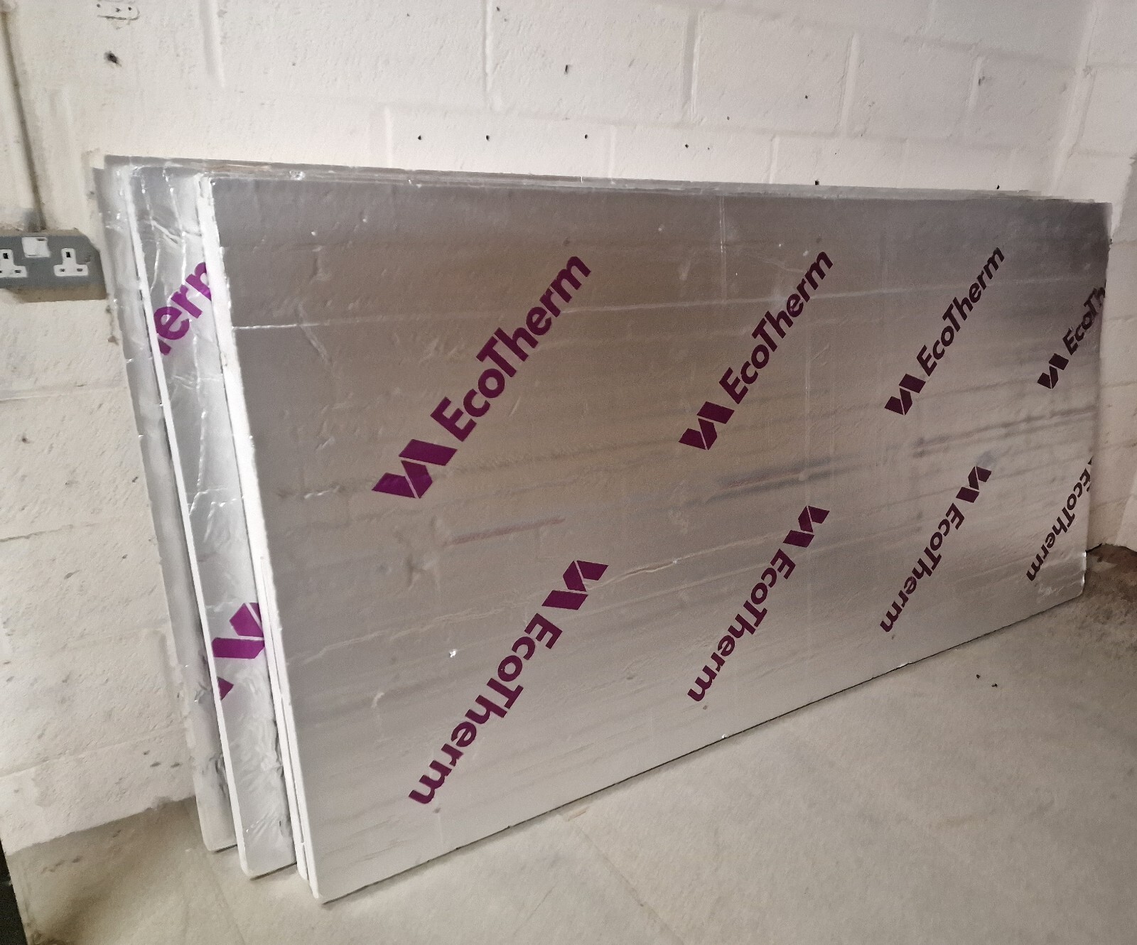 Insulation Board 50mm / 2400 x 1200mm - USED - Ecotherm Eco-Versal PIR ...