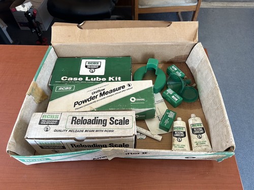 RCBS Ammo-crafter II Ammo Reloading Kit Scale Uniflow Measure & More ...