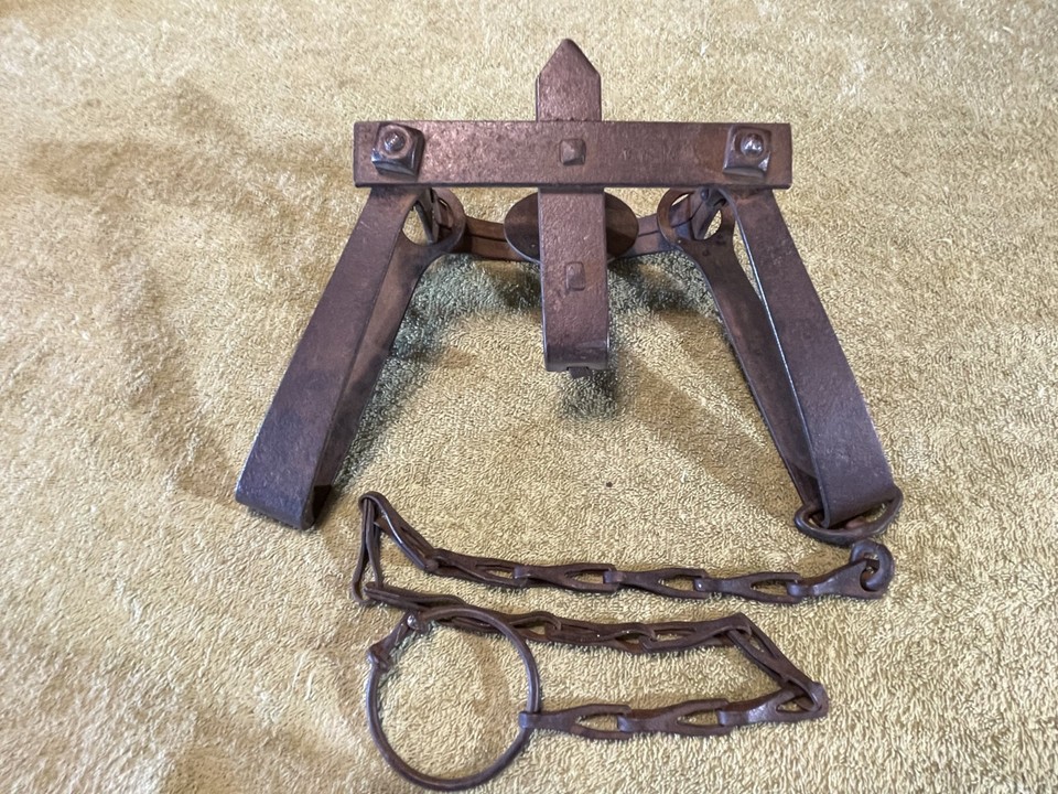 Vintage #3 S. Newhouse Oneida Community double long spring trap | eBay