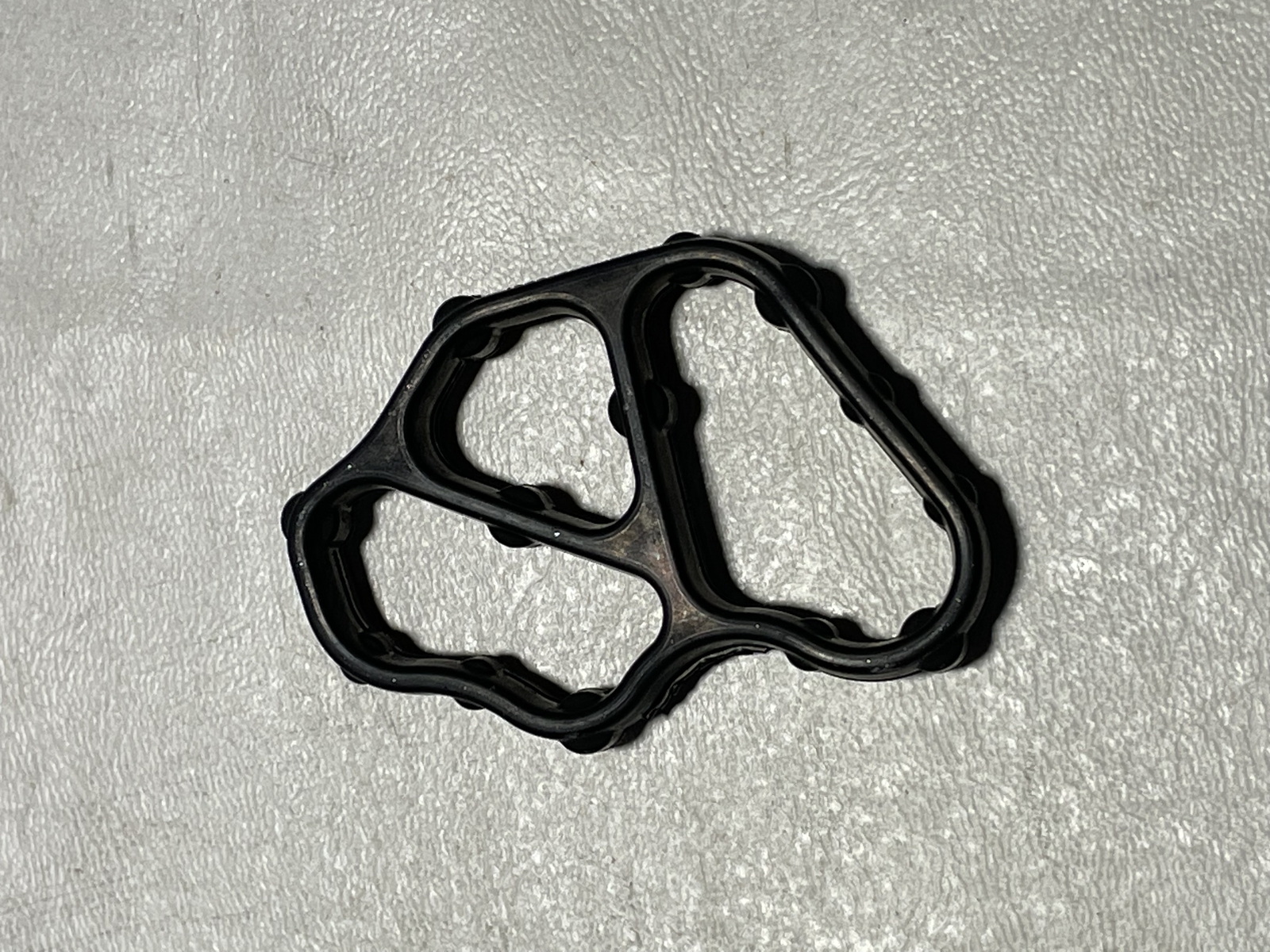 GM OEM 15-22 ATS Engine Engine Parts-Valve Cover Gasket 12634516 | eBay