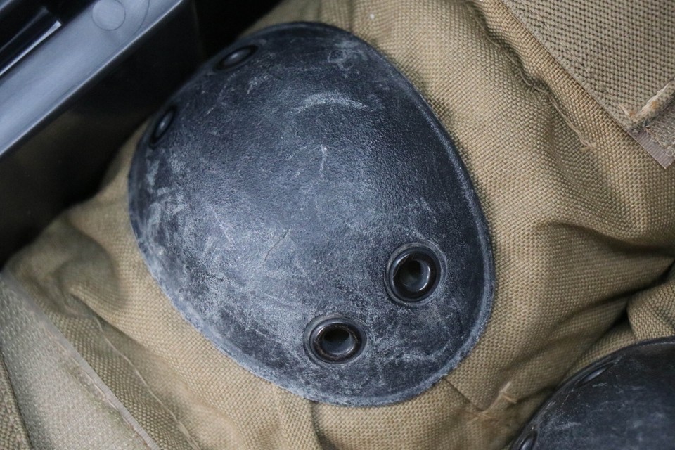 Medium - USMC Coyote Elbow Pad Set Marine Corps Brown FSBE FILBE ...