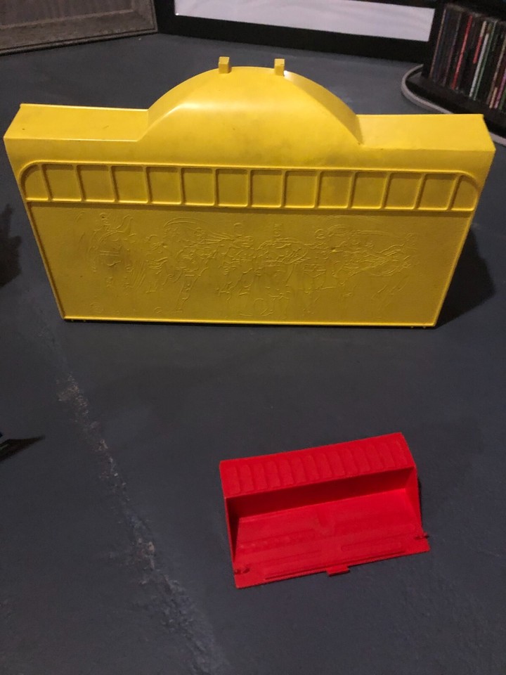 DC Hall of Justice Vintage 1984, great shape, as is, not sure what is ...