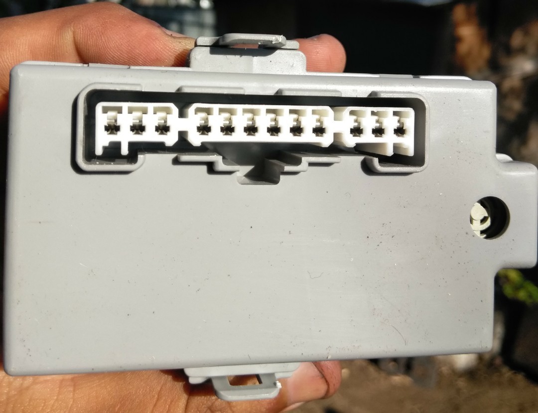 91 92 93 94 95 Toyota 4Runner Integration Relay Box Module OEM 82641 ...