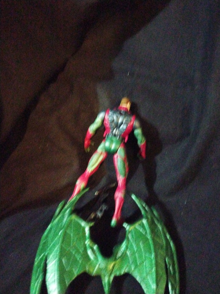 Legends Of The Dark Knight With Dive Claw Robin Action Figure Winged ...